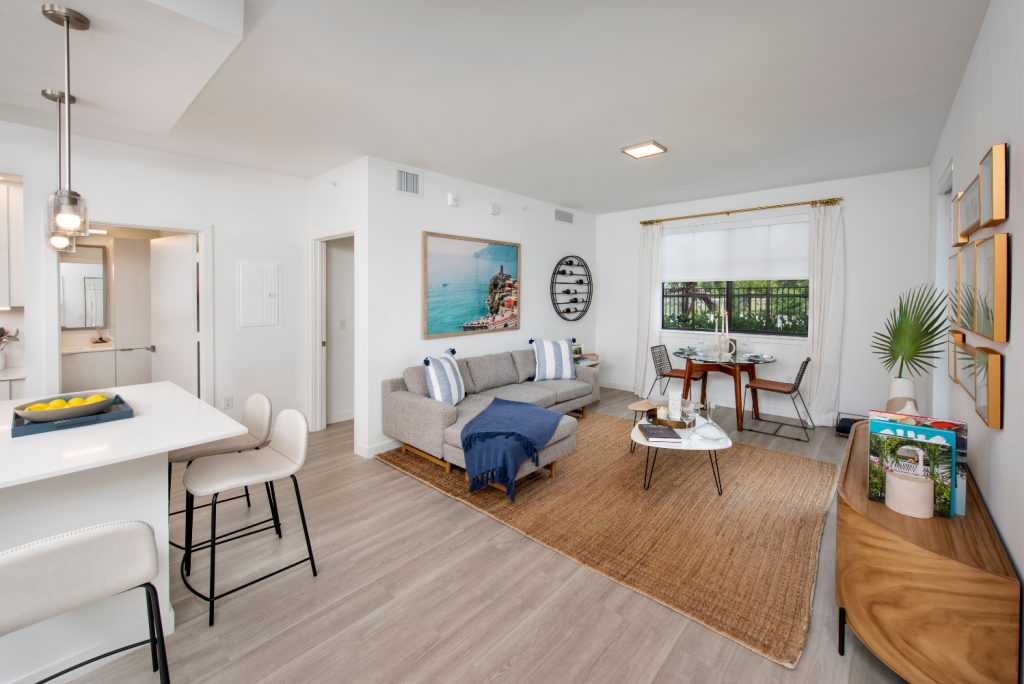 Photo Gallery | Riverland Apartments | Fort Lauderdale